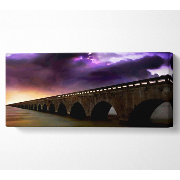 Ebern Designs Brücke in der Ferne - Kunstdrucke auf Leinwand | Wayfair.de